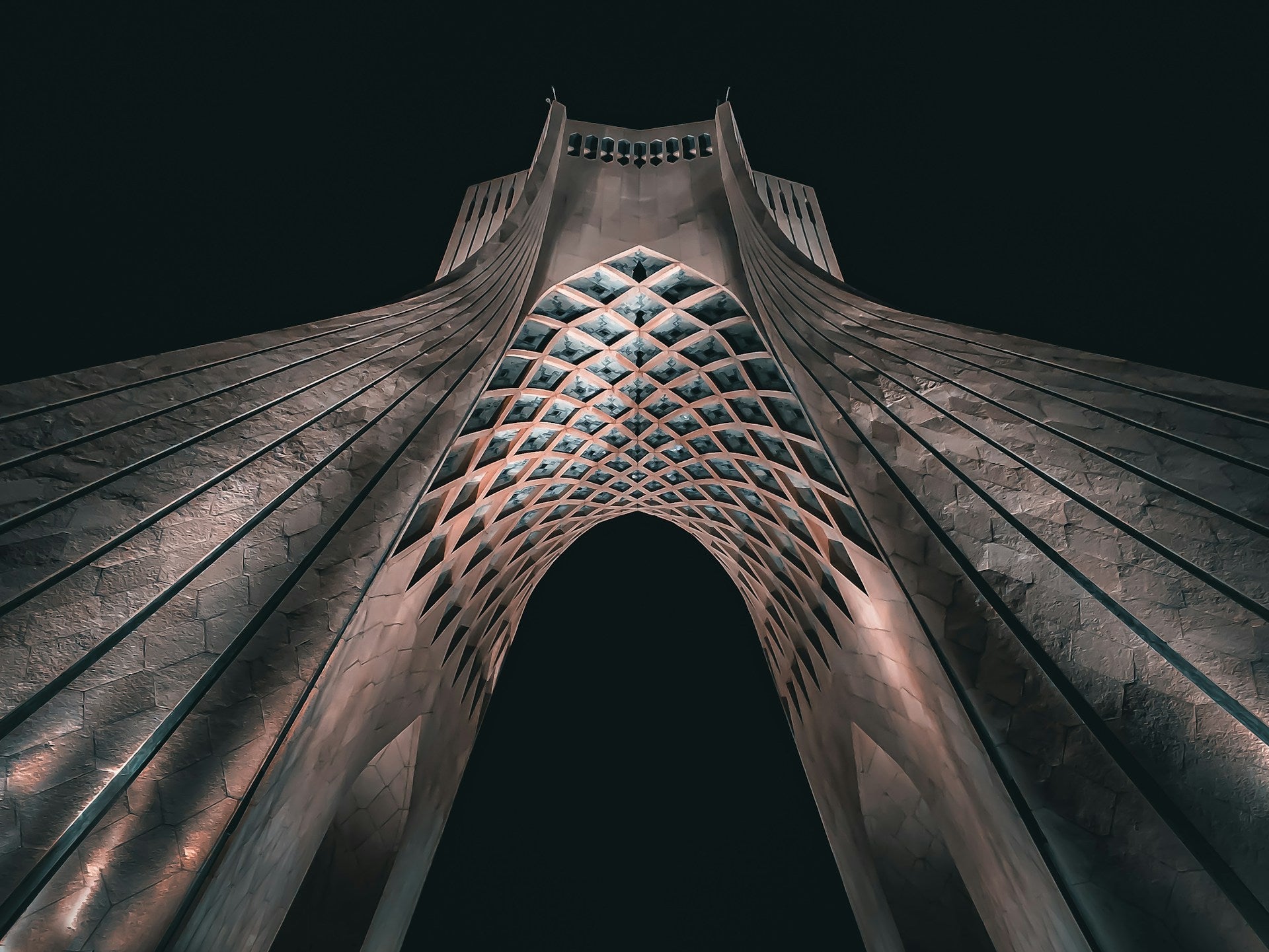 Adjusting Camera Height for Architectural Photography – Hi Rise Camera